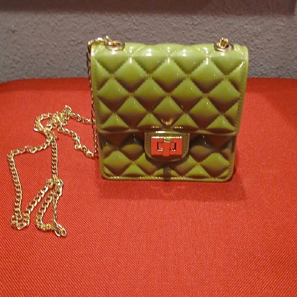 Bags | Green Quilted Chain Bag | Poshmark